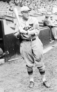 MLBの連続複数安打の記録は、何時の誰の何試合ですか？NPBも。 - 連続複... - Yahoo!知恵袋