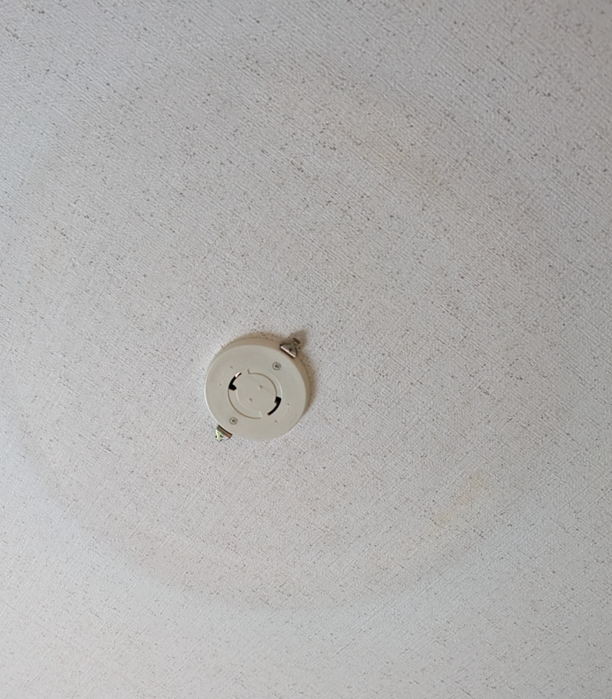 排煙窓のオペレーター等についての質問です - 緊急の時にはすぐ開けられな... - Yahoo!知恵袋