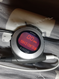 ソニーのCDウォークマンD-e014について質問です。cdを再... - Yahoo!知恵袋