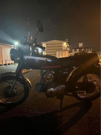 yb1four(4st)にエンジンハンガーをつけたいです。ツー... - Yahoo!知恵袋