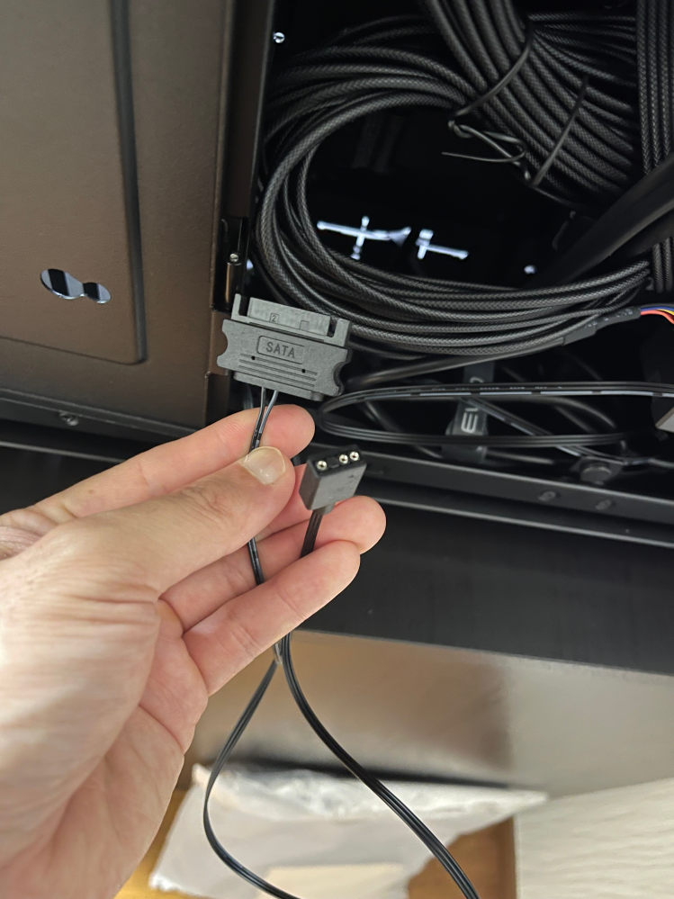 ノートPCの購入。富士通とNECの下記2候補で迷っており、2万円の差... - Yahoo!知恵袋