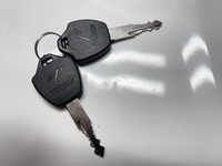 TUOXINのマークが入ったキーがあるのですが何のキーか分かりません。 -... - Yahoo!知恵袋