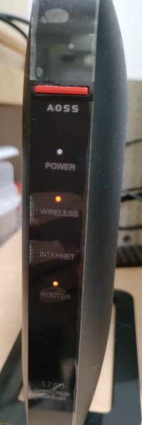急いでいます！バッファローのルーターのAOSSのところを間違えて... - Yahoo!知恵袋