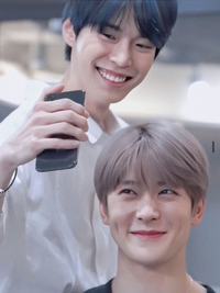 このドヨンとジェヒョンどこで見れますか？NCT - Yahoo!知恵袋