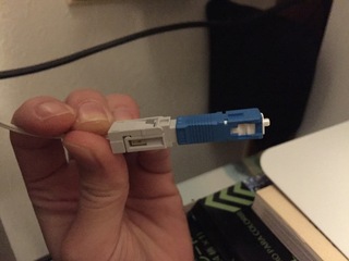 引っ越してきた集合住宅の部屋に、NTTのMJ-2WCと書かれた電話回線のモジュ... - Yahoo!知恵袋