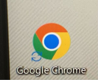 PCのデスクトップのGoogleChromeの左下に青い矢印が出て、... - Yahoo!知恵袋