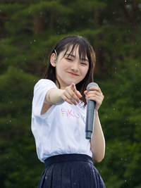 これは誰ですか？アイドル - ≒JOY（ニアリーイコールジョイ）の山野愛月（や... - Yahoo!知恵袋
