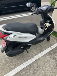 これは125cc？バイクみたら何ccなのかどっかかいてある？ - Yahoo!知恵袋